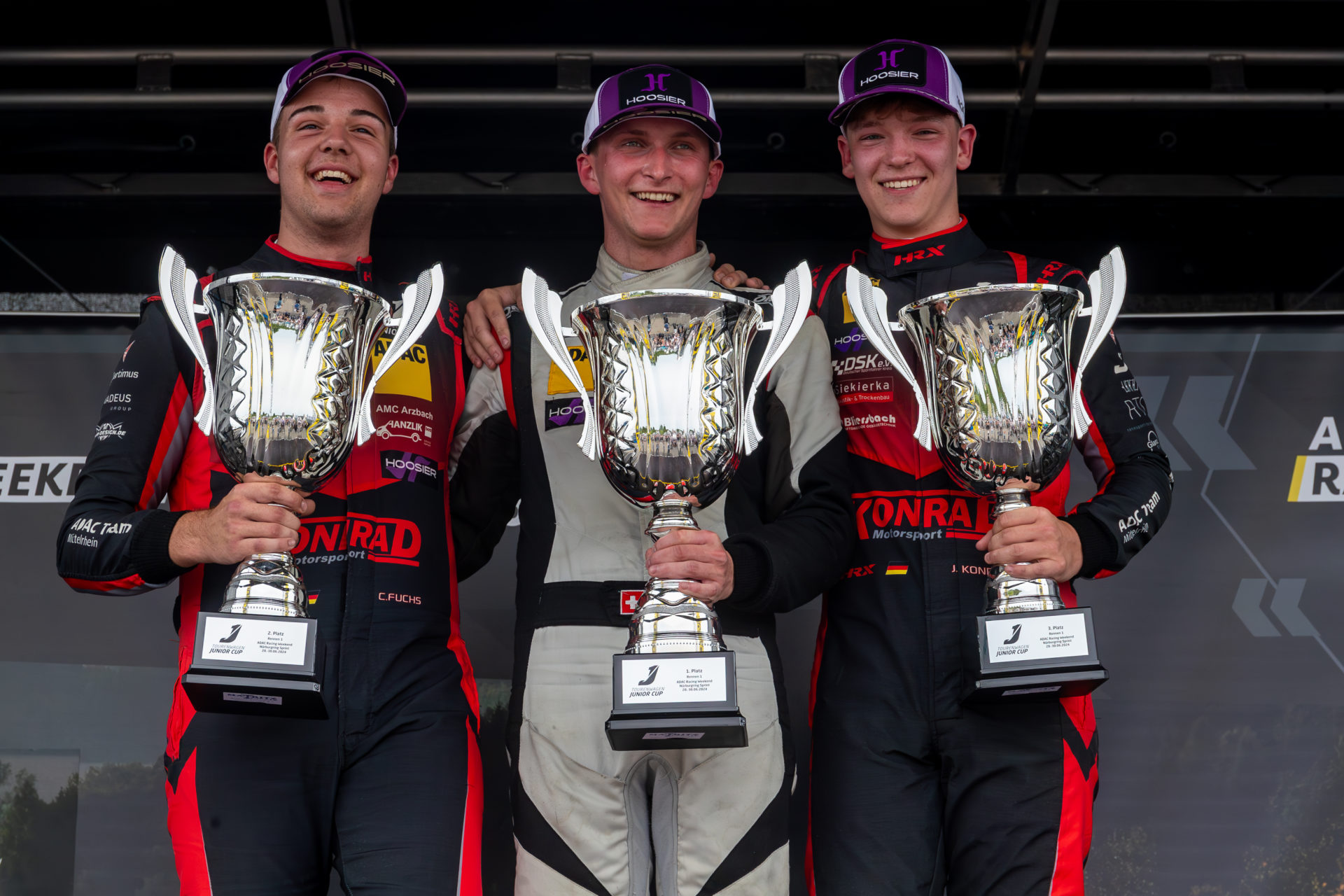 KLARER ZWEITER SAISONSIEG FÜR MÜLLER | ADAC Tourenwagen Junior Cup